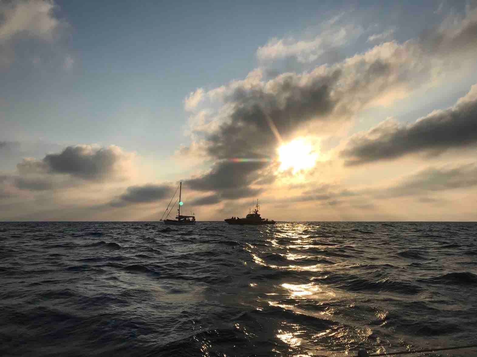 Receiving a Mayday: immigrants at sea - Sailing Goodvibes